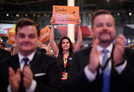 Delegate Holds Cardboard Reading Thank You Editorial Stock Photo ...