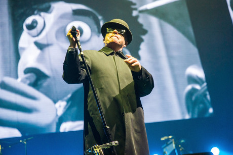 madness concert first direct arena leeds Stock Photos (Exclusive ...