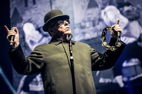 madness concert first direct arena leeds Stock Photos (Exclusive ...