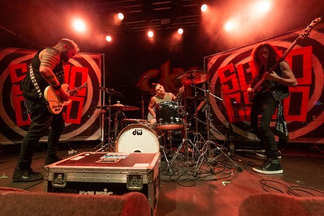 Sumo Cyco in concert, Academy 2, Manchester, UK - 07 Dec 2018 Stock ...