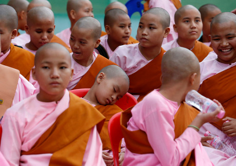 Young Taang Palaung Ethnic Buddhist Nun Editorial Stock Photo - Stock ...
