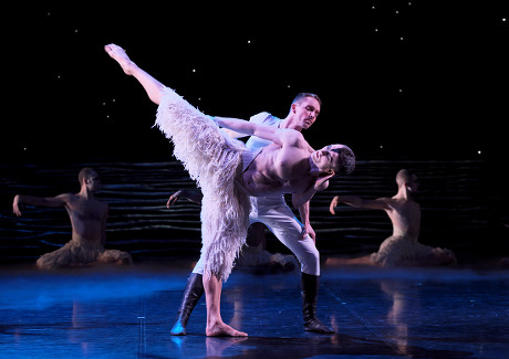 Matthew Bourne's 'Swan Lake' at Sadler's Wells, London, UK - 07 Dec 2018 Stock Pictures ...