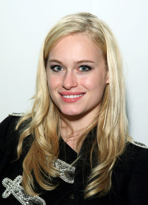 imágenes de Alice and Olivia Spring 2010 Presentation show,Mercedes ...