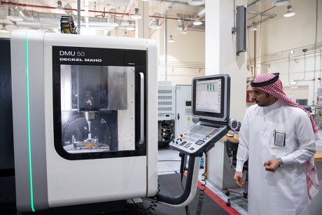 Engineer Works Innovation Center Industry 40 Editorial Stock Photo ...