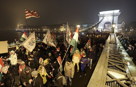 Protesters March On Landmark Chain Bridge Editorial Stock Photo - Stock ...