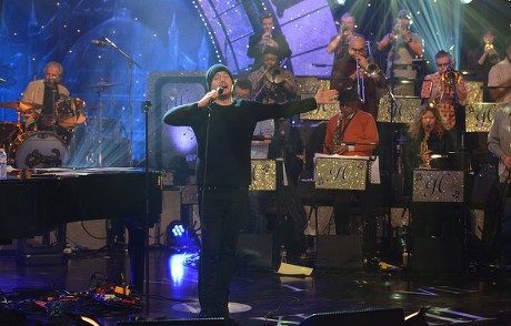 'Jools' Annual Hootenanny' TV show, Maidstone, UK - 12 Dec 2018 Stock ...