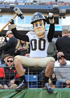 Purdue Boilermakers Mascot Purdue Pete During Editorial Stock Photo ...