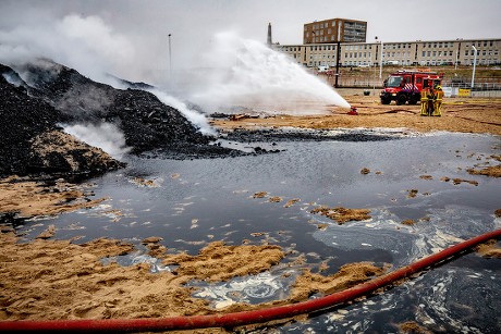 bonfire causes fire damage scheveningen Stock Photos (Exclusive ...