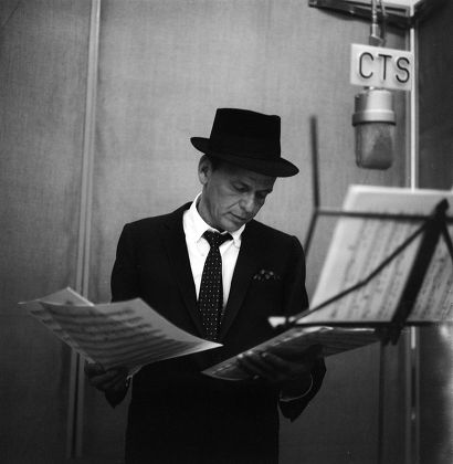 Frank Sinatra in the Recording Studio Stock Pictures, Editorial Images ...
