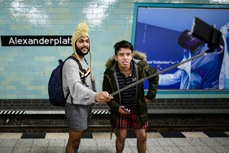 no pants subway ride berlin stock fotografie (exkluzivní) | Shutterstock