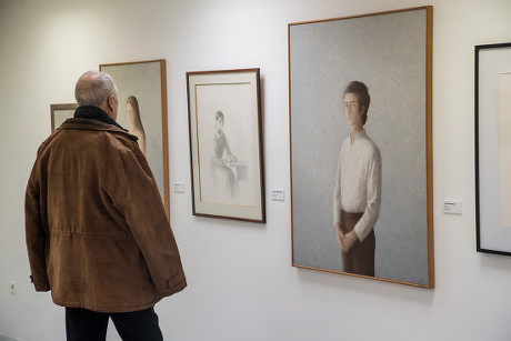 Visitor Looks Portrait Artists Son R Editorial Stock Photo - Stock ...