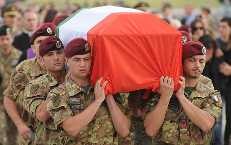 34 Italian folgore paratroopers brigade Stock Pictures, Editorial ...