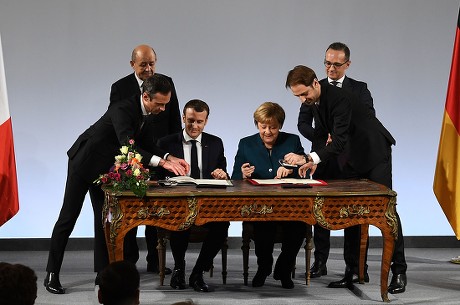 __COUNT__ Signing of the Franco-German friendship treaty, Aachen ...
