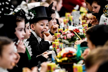Sorbian Schoolchildren Wearing Traditional Costumes Eat Editorial Stock ...