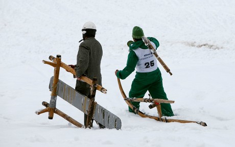 750 Sledge race Stock Pictures, Editorial Images and Stock Photos ...