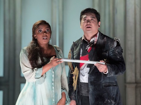 Gavan Ring Papageno Vuvu Mpofu Pamina Editorial Stock Photo - Stock ...
