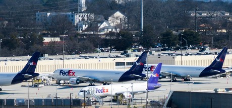43 Fedex planes Stock Pictures, Editorial Images and Stock Photos ...