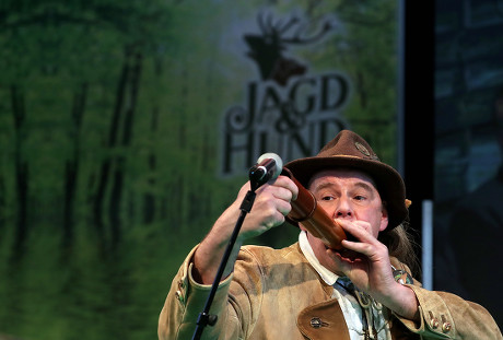 __COUNT__ German Deer-Calling Championship at hunting exhibition ...