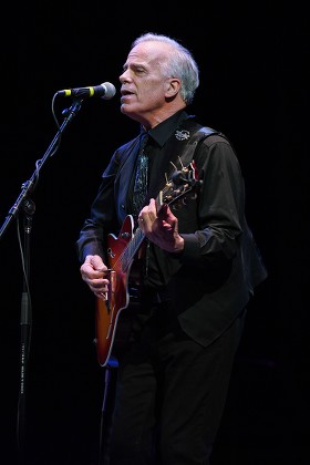 __COUNT__ Stars Of The Sixties at the Carole and Barry Kaye Auditorium ...