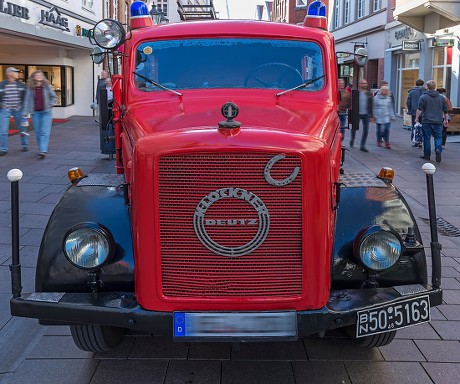 Oldtimer Built 1941 Heavy Fire Engine Editorial Stock Photo - Stock ...