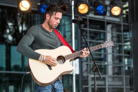 British Singer Songwriter Gareth Icke Live Editorial Stock Photo ...
