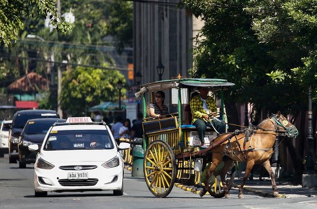 Filipino Kutsero Front Driver Steers Kalesa Editorial Stock Photo ...