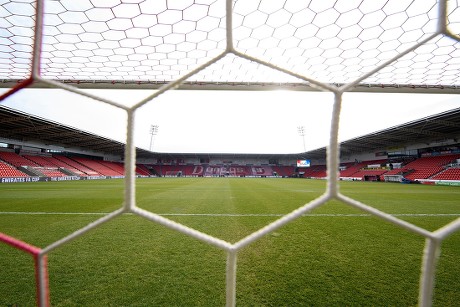 imágenes de Doncaster Rovers v Crystal Palace, Emirates FA Cup Round ...