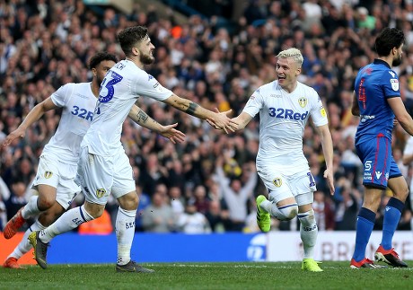 Alioski Celebrates Scoring Leeds Second Goal Editorial Stock Photo ...