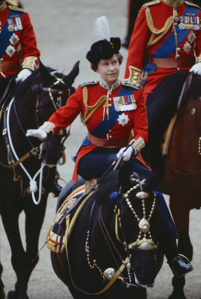 Queen Elizabeth Ii British Military Dress Editorial Stock Photo - Stock ...