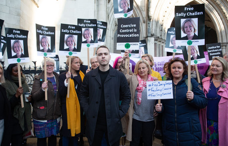 Sallys Son David Challen Centre Protestors Editorial Stock Photo ...