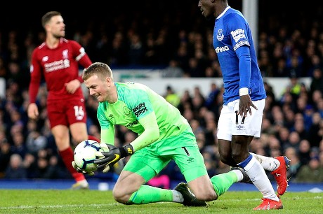 Everton Goalkeeper Jordan Pickford 1 Gathers Editorial Stock Photo ...