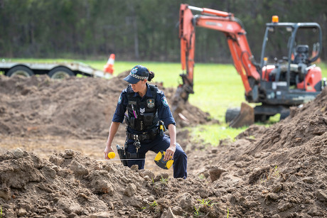 6 Patricia riggs police dig Stock Pictures, Editorial Images and Stock ...
