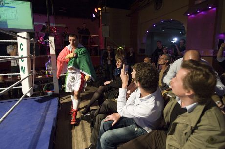 Chess Boxer Tim Woolgar Fighting Boxing Editorial Stock Photo - Stock ...
