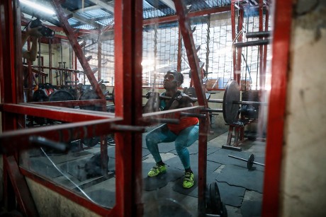 Mercy Obiero Practices Weightlifting Gym Eastleigh Editorial Stock ...