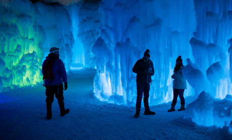 Visitors Walk Through Ice Castle Formation Editorial Stock Photo ...