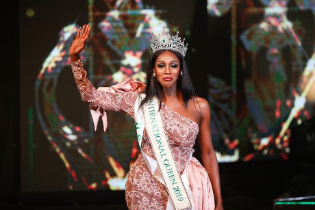 Newly Crowned Jazell Barbie Royale Us Editorial Stock Photo - Stock ...