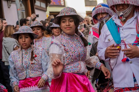 Citizens Peru Dressed Folkloric Outfits Performing Editorial Stock ...