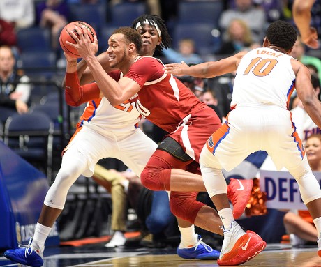 NCAA Basketball SEC Tournament: Florida Gators vs Arkansas Razorbacks ...