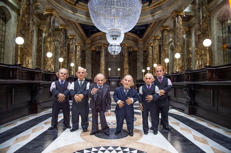 gringotts wizarding bank unveiled harry potter warner Stock Photos ...