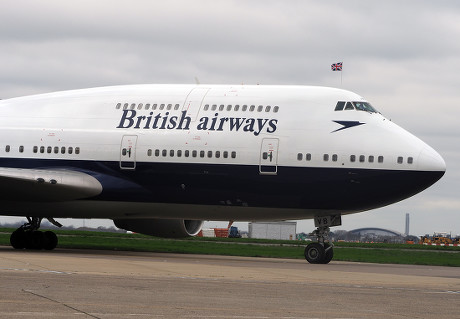 british airways airplane retro 'negus' livery heathrow Stock Photos ...