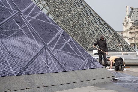 French Artist Jr Works Courtyard Louvre Editorial Stock Photo - Stock ...
