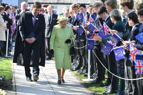Queen Elizabeth Ii Headmaster Ian Wilmshurst Editorial Stock Photo ...