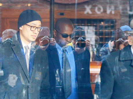 imágenes de Former Yale University women's soccer coach Rudolph 'Rudy ...