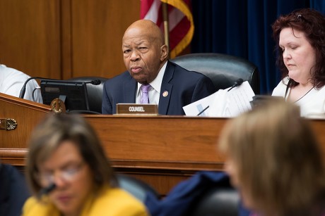 __COUNT__ imágenes de US House Oversight and Reform Committee markup ...
