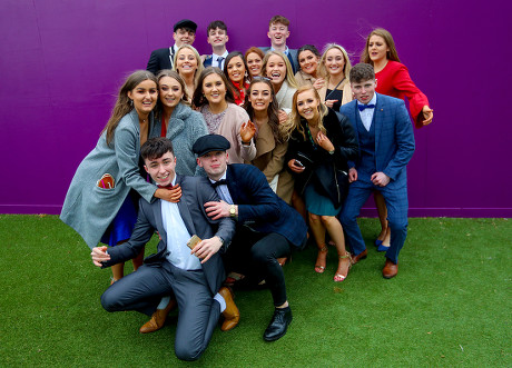 __COUNT__ imágenes de Leopardstown Racing - SPIN1038 Student Race Day ...