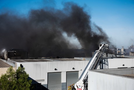 52 Factory fire melbourne Stock Pictures, Editorial Images and Stock ...
