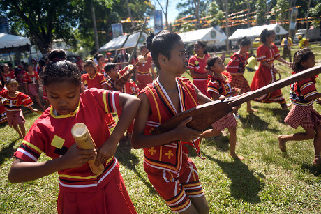 Filipino Teens Indigenous Manobo Tribe Dance Editorial Stock Photo ...