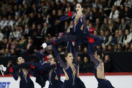750 Synchronized skating Stock Pictures, Editorial Images and Stock ...