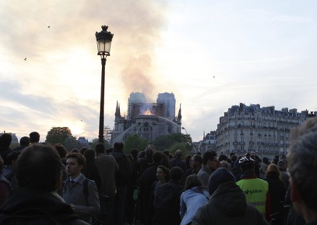 Notre-Dame Cathedral Fire, Paris, France - 15 Apr 2019 Stock Pictures ...