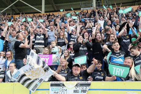 Hull Fc Fans Celebrate Team Scoring Editorial Stock Photo - Stock Image ...